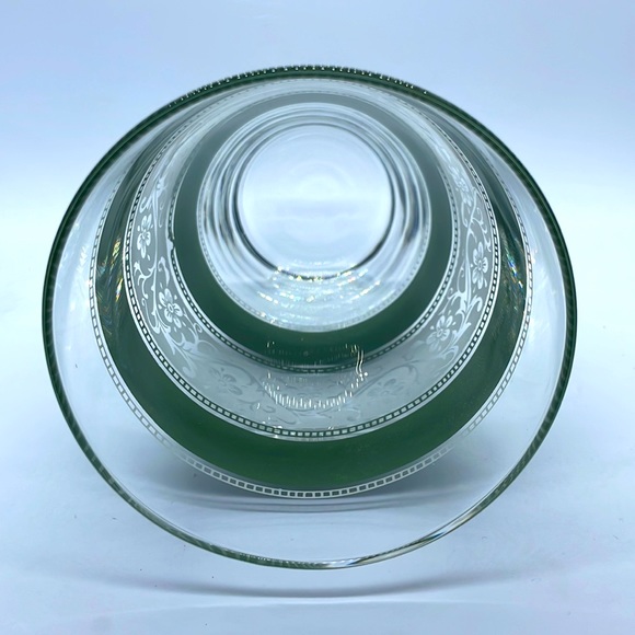 Libbey | Accents | Vintage Libbey Glass Vase Green And White Floral ...